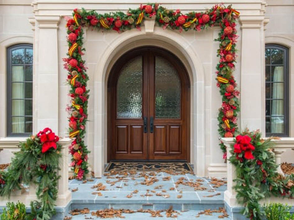Residential Christmas Portfolio - Baker Christmas Design
